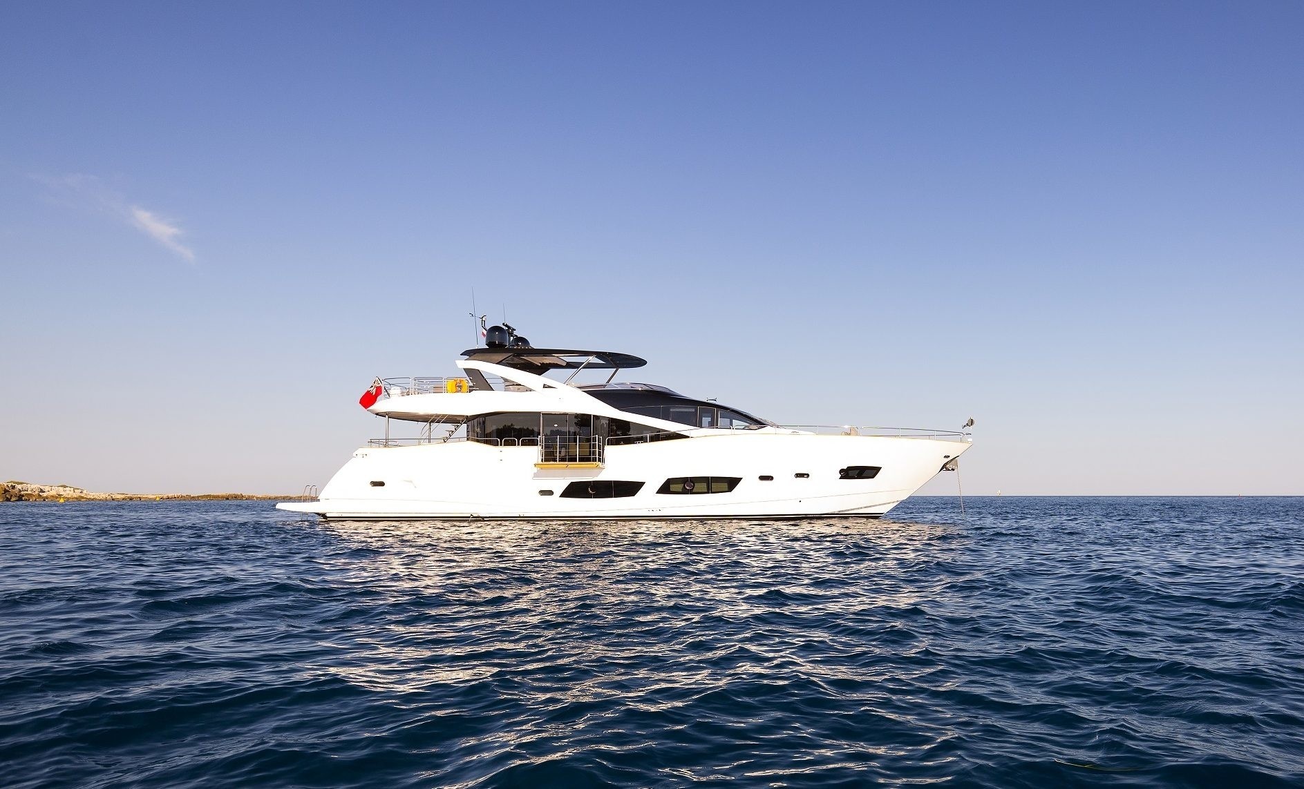 Yacht Spontaneous, a Sunseeker 28 Metre Superyacht | CHARTERWORLD ...